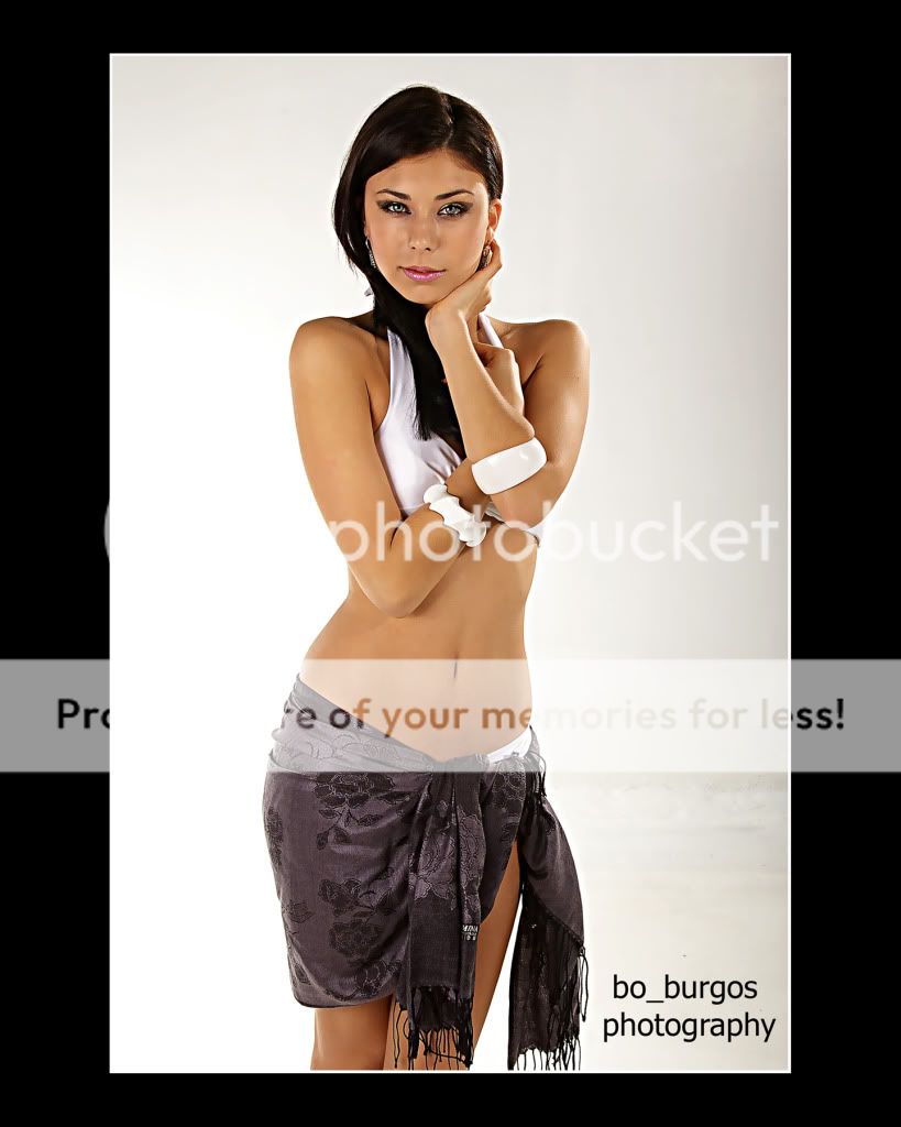 luana model shoot - PentaxForums.com